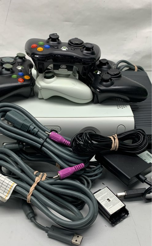 Gaming Consoles & Games - Goodwill of Greater Washington